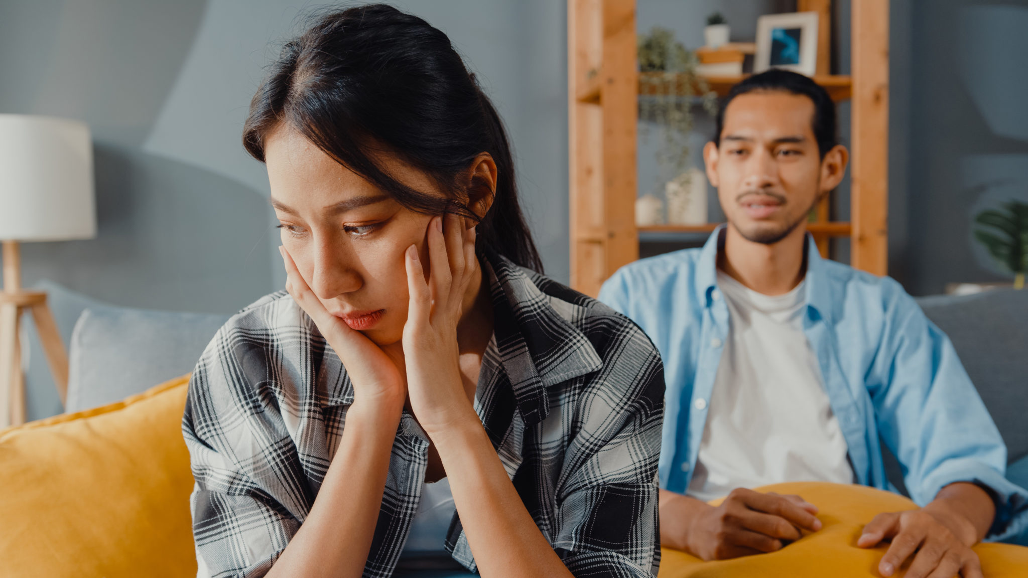 11 Major Red Flags in an Unhealthy Relationship - Dr. Nicole McGuffin